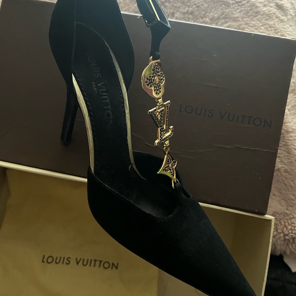 Louis Vuitton High Heels - Gem